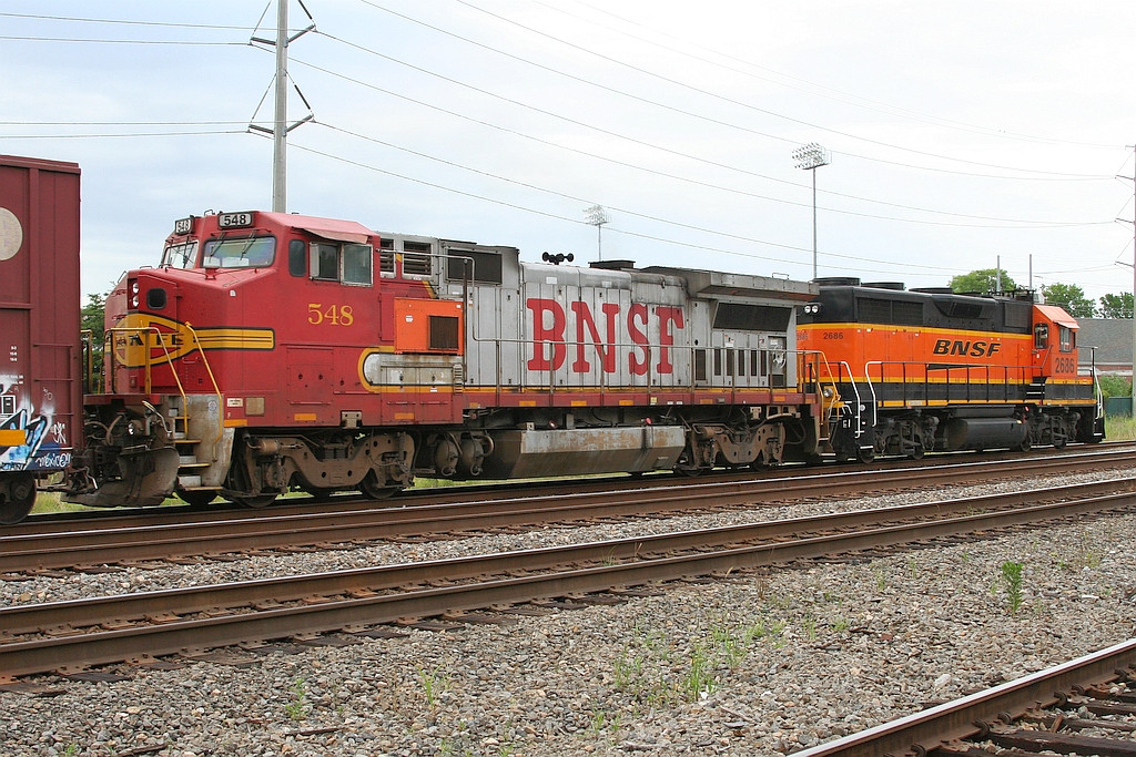 BNSF Memphis local on the LRW interchange